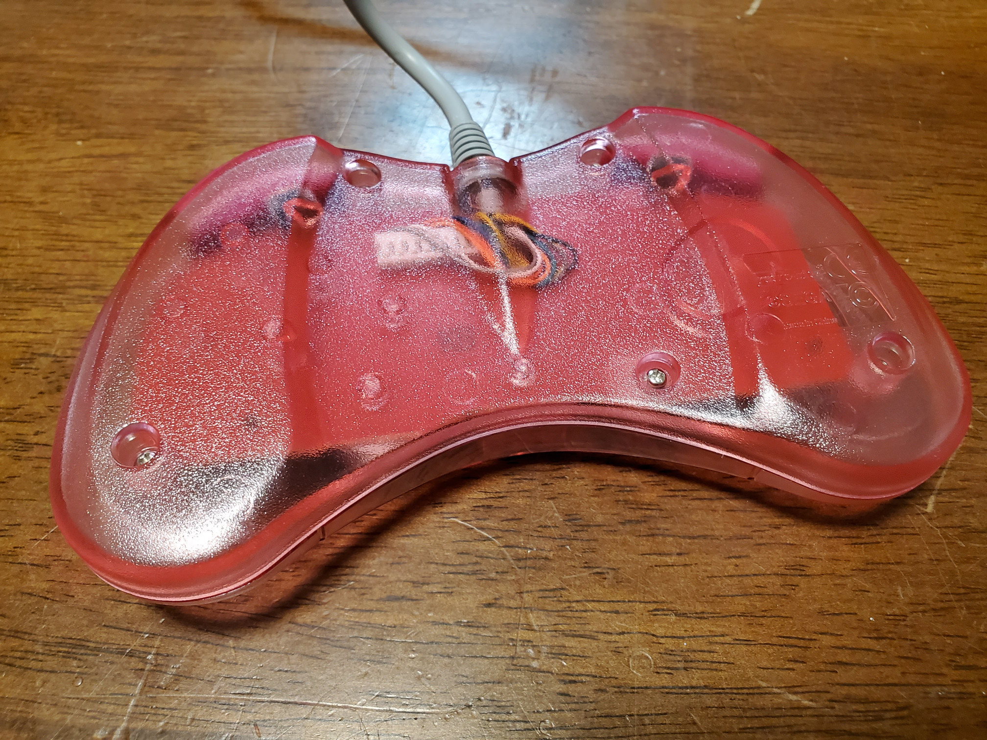 Hands on with the Limited Run / Retro-Bit / Game Pink Saturn Controller ...